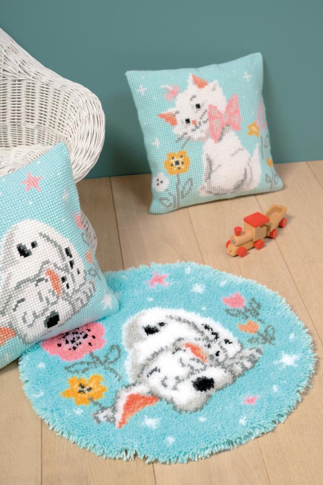 Shaped Rug Latch Hook Kit ~ Disney Little Dalmatian – Cotton Club Crafts